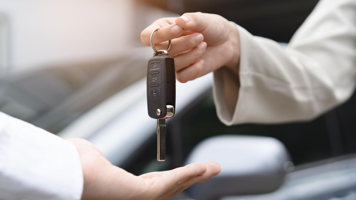 Jak bezpečně prodat auto: od inzerátu po předání klíčů - Články na Seznamu